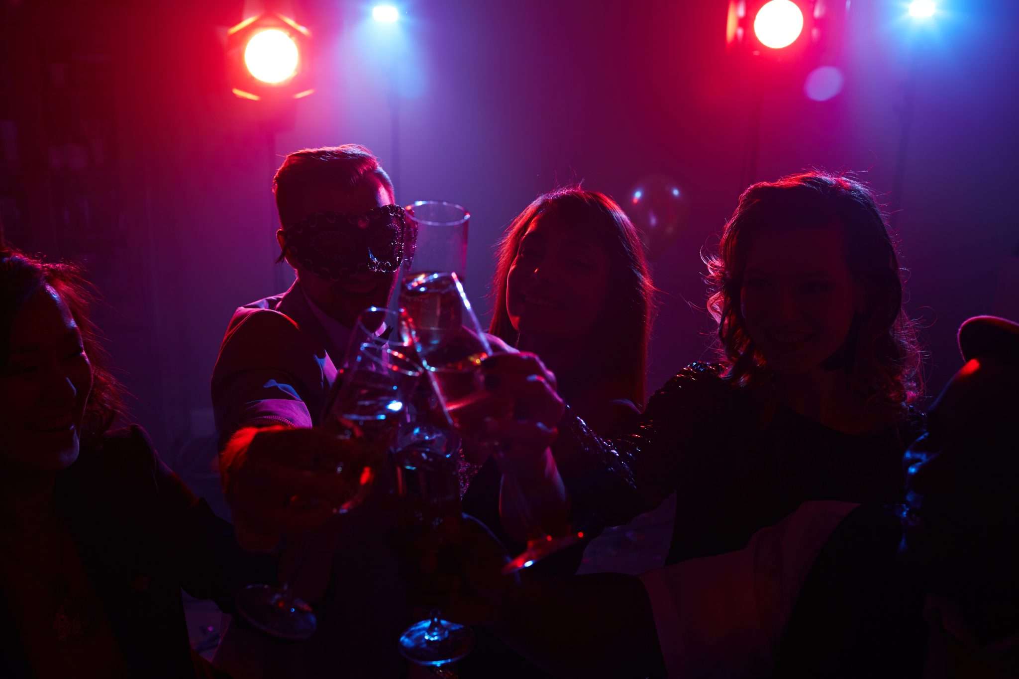 Girls Night Out NYC with an Exciting Twist - Men of Legends