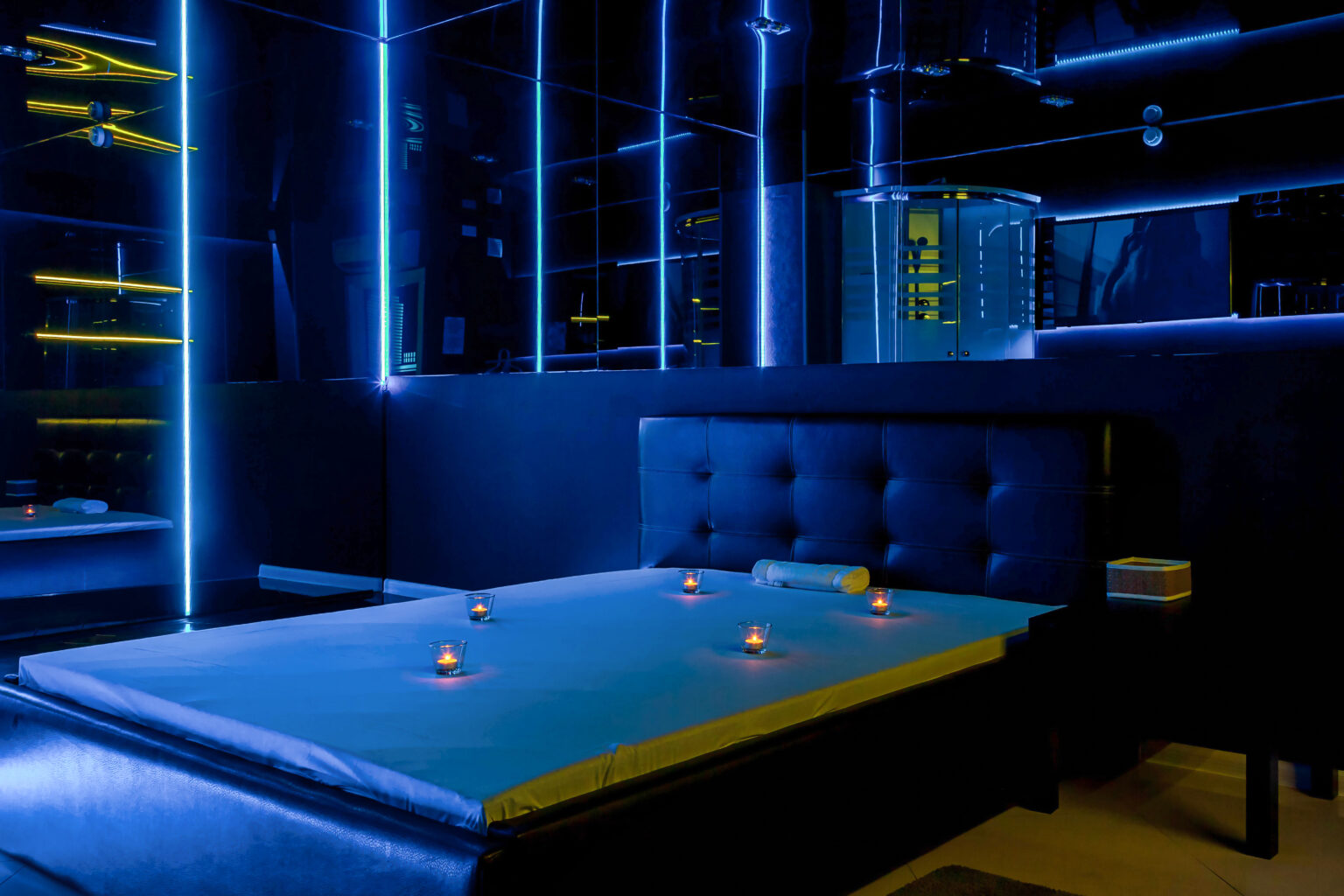Strip club VIP room what happens: 7 shocking truths behind the curtain
